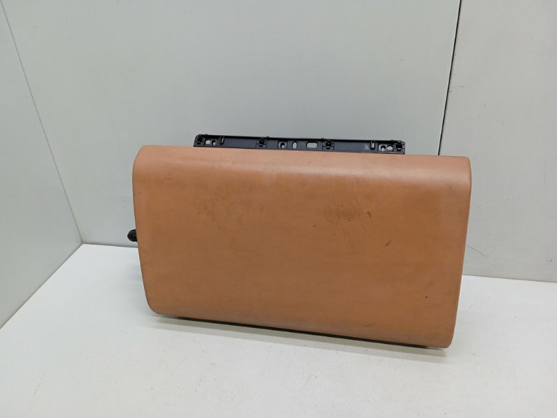 Б/У Порше Кайен Бардачок Porsche Cayenne 2006 9PA, 955 136105 PORSCHE арт. 7L5857095A, 95555212100