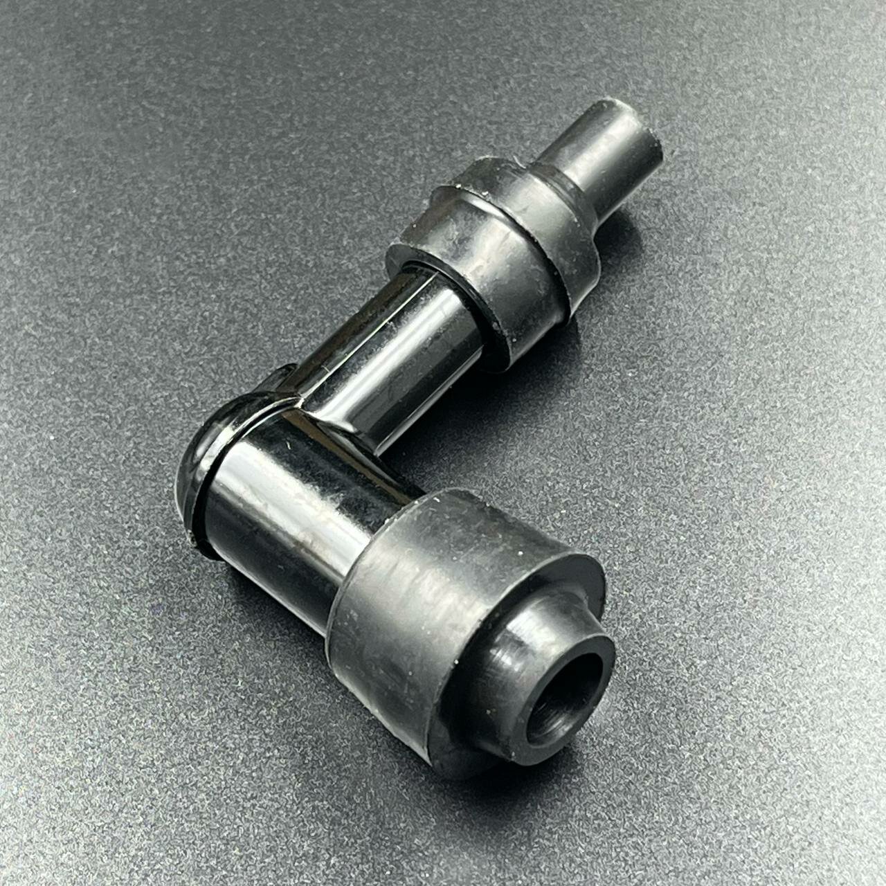 Колпачок свечной Tohatsu (3M2-06921-0; LB05EP) (KINETIX), ОЕМ 01-109-04A