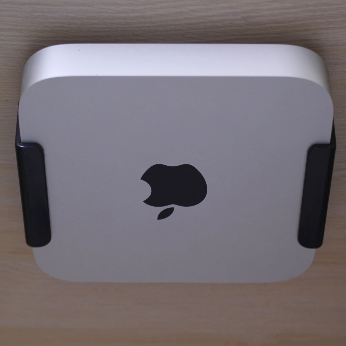 Применимо для Mac Mini хост-держатель хранения Apple мини-компьютер настенный монитор Литой белый цвет