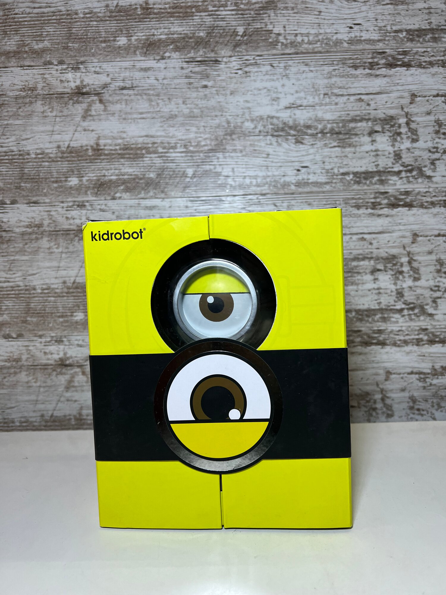 Фигурка Миньон, Minions the rise of Gru, Collectible Art Figure, 18 см от Kidrobot