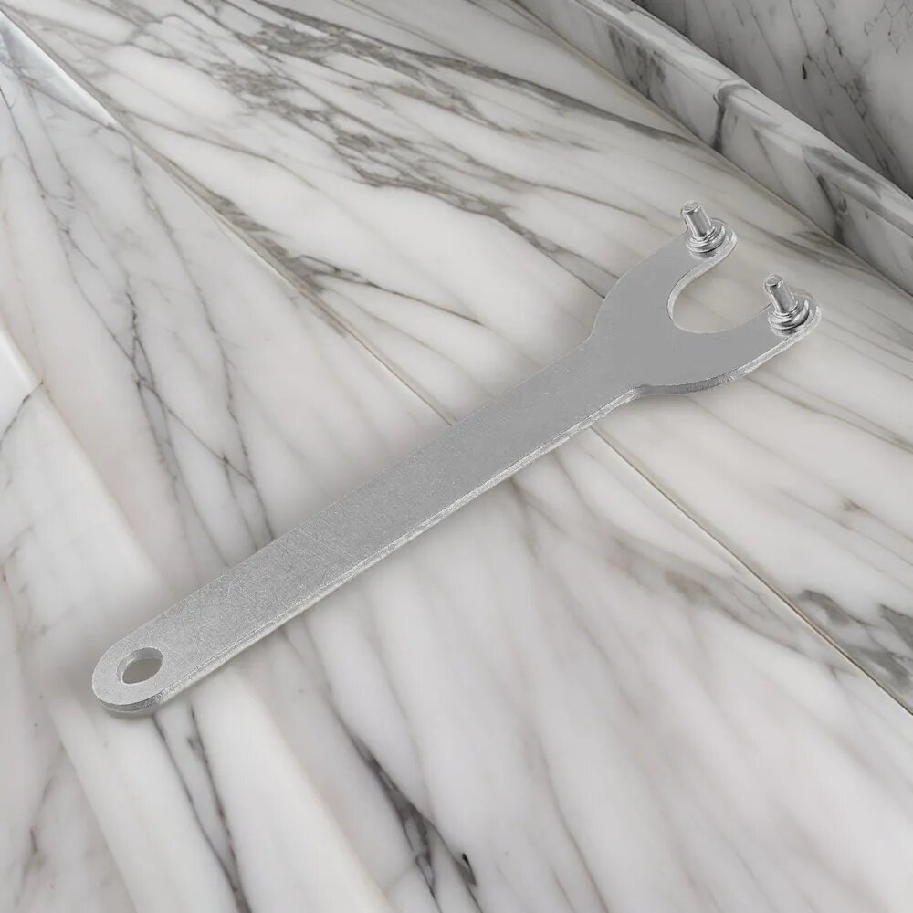 Ручной гаечный ключ