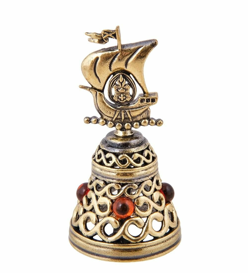 Колокольчик из латуни и янтаря "Корабль" A2182166 Народные промыслы, Латунь, янтарь