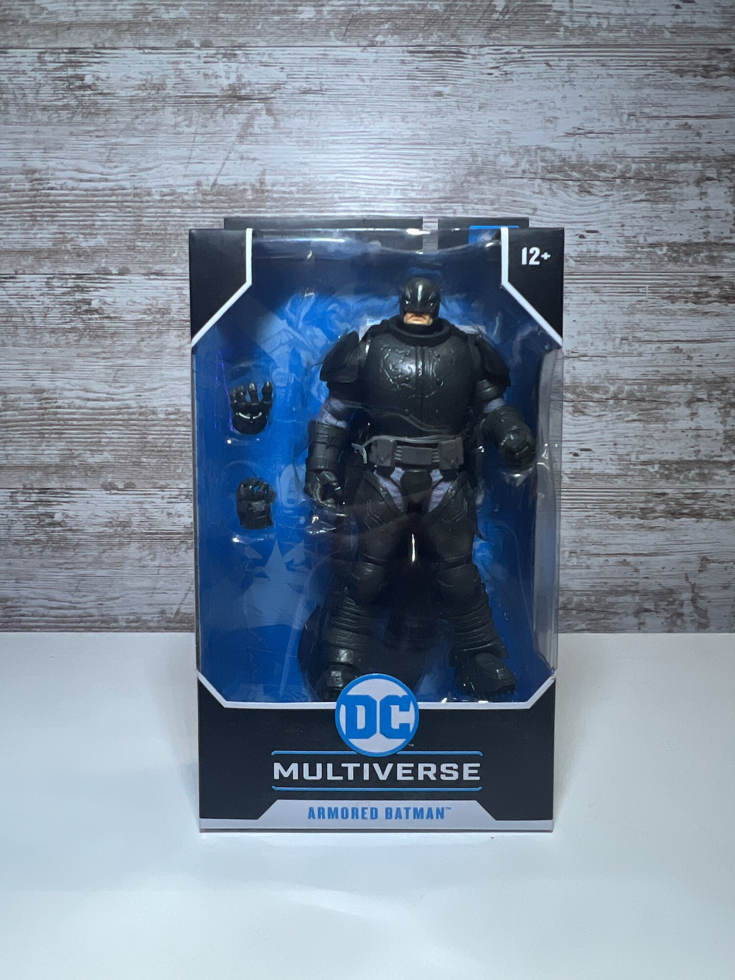 Фигурка Бронированный Бэтмен, DC Multiverse Armored Batman, 18 см от McFarlane Toys