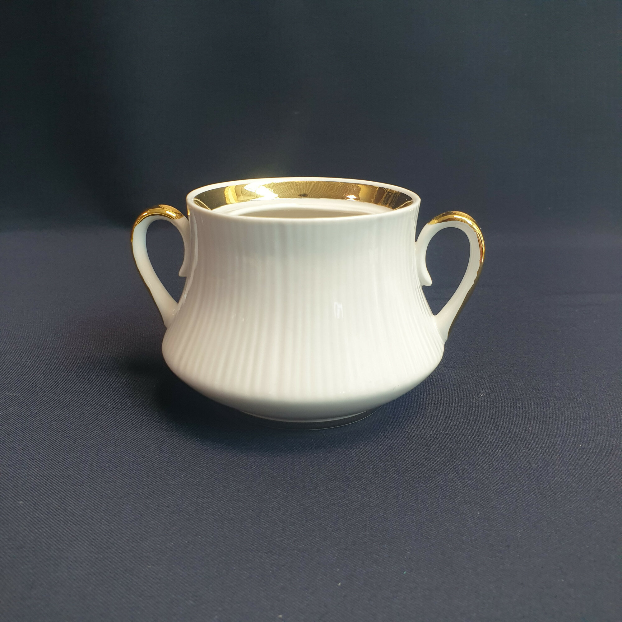 Сахарница без крышки Тернополь, фарфор позолота 0.4, винтаж СССР