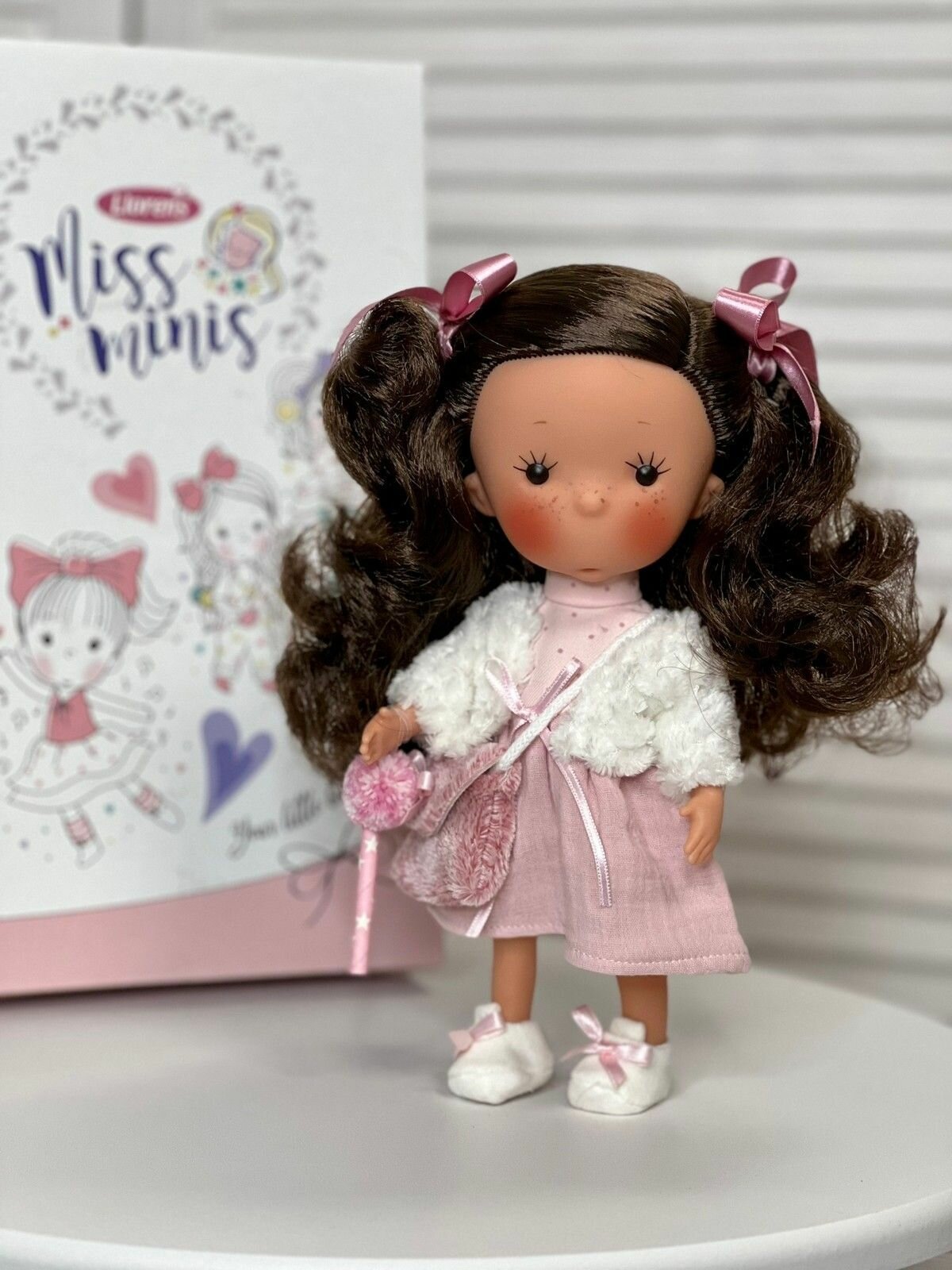 Кукла для девочки виниловая 26 см Мисс Диана (52604)