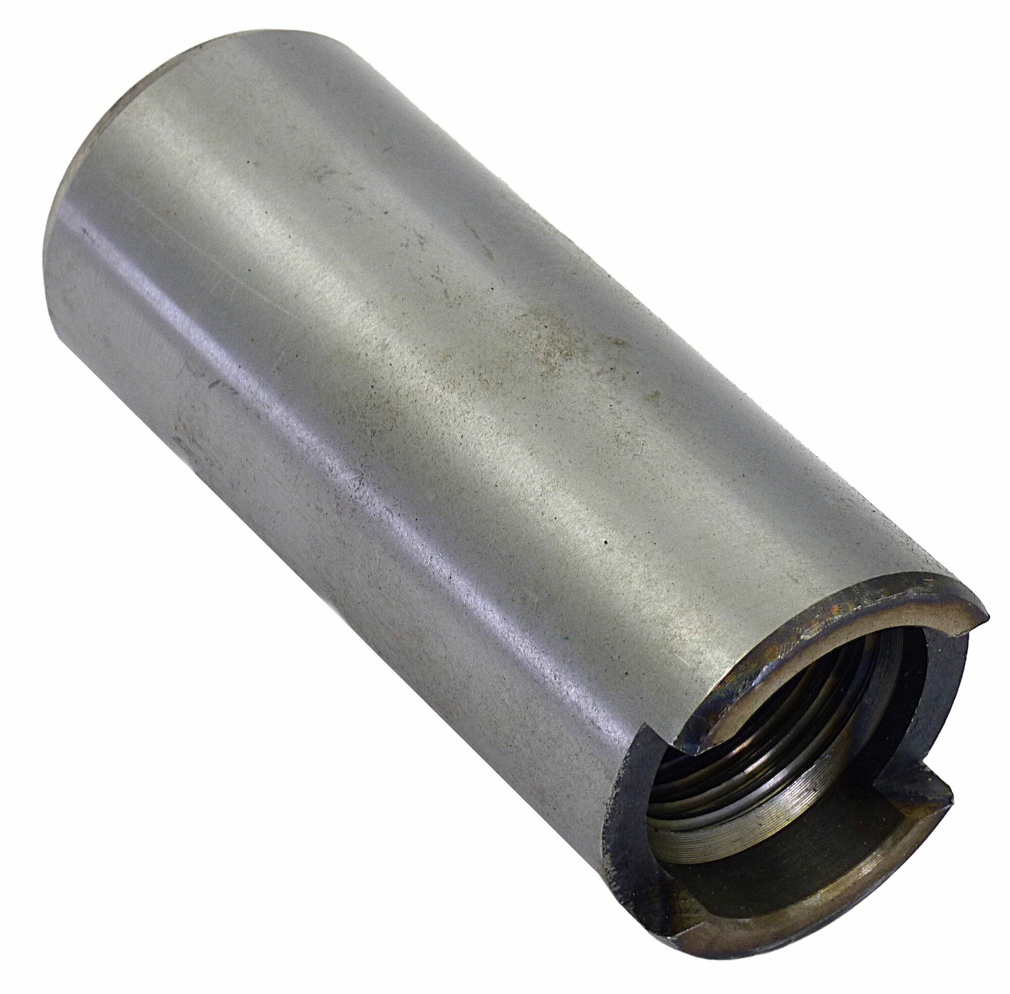 Ось качания переднего ведущего моста 52-2301058, на трактора МТЗ