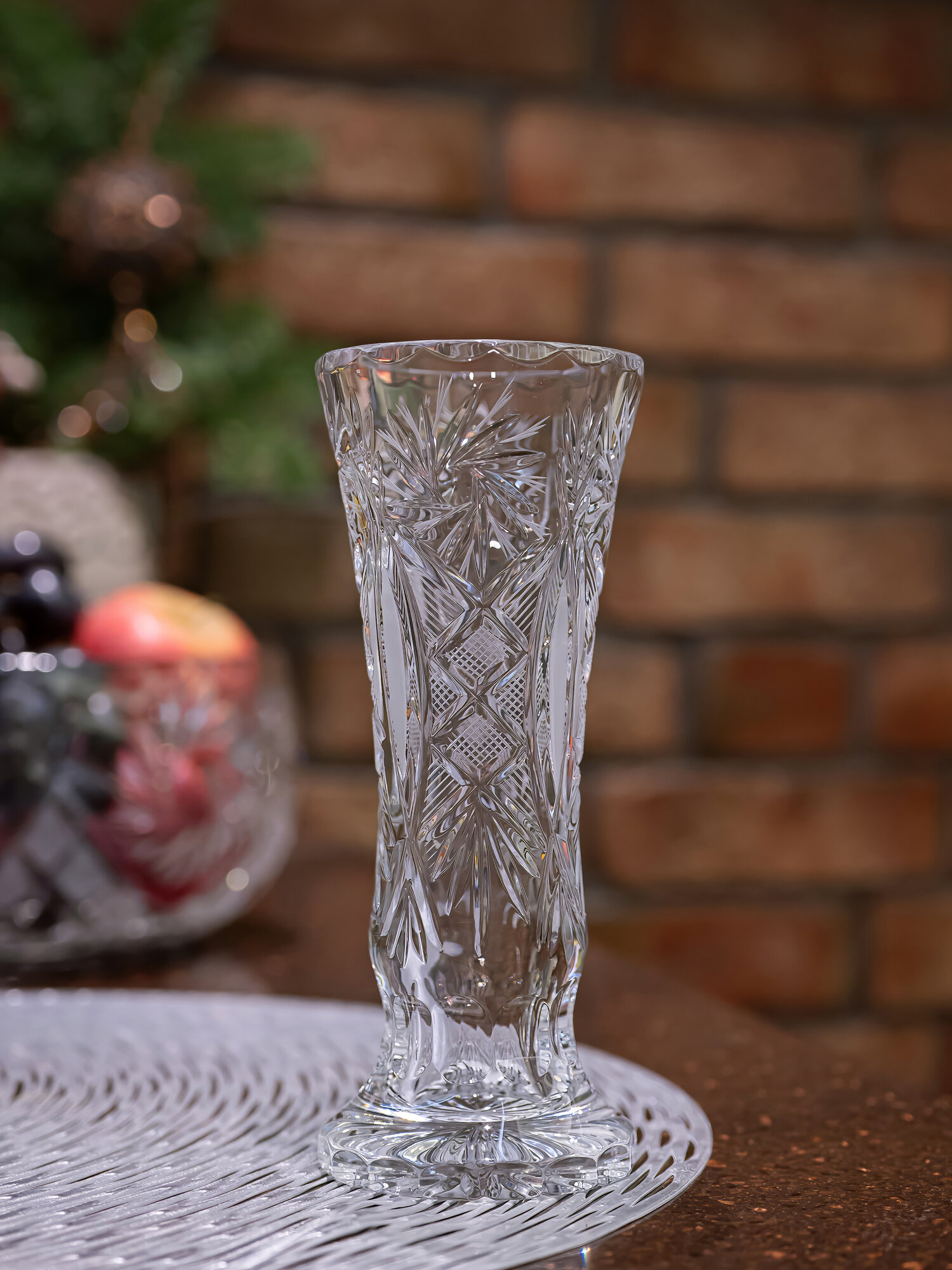 Хрустальная ваза для цветов / декора и интерьера, высота 19 см, Неман 1000/16, 5331/2