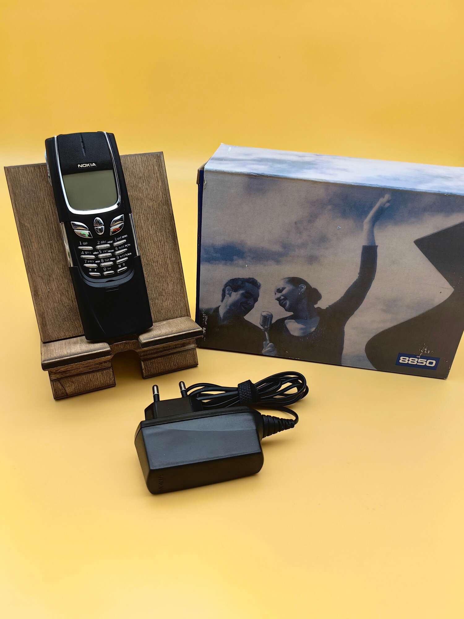 Мобильный кнопочный телефон слайдер Nokia 8850, Черный