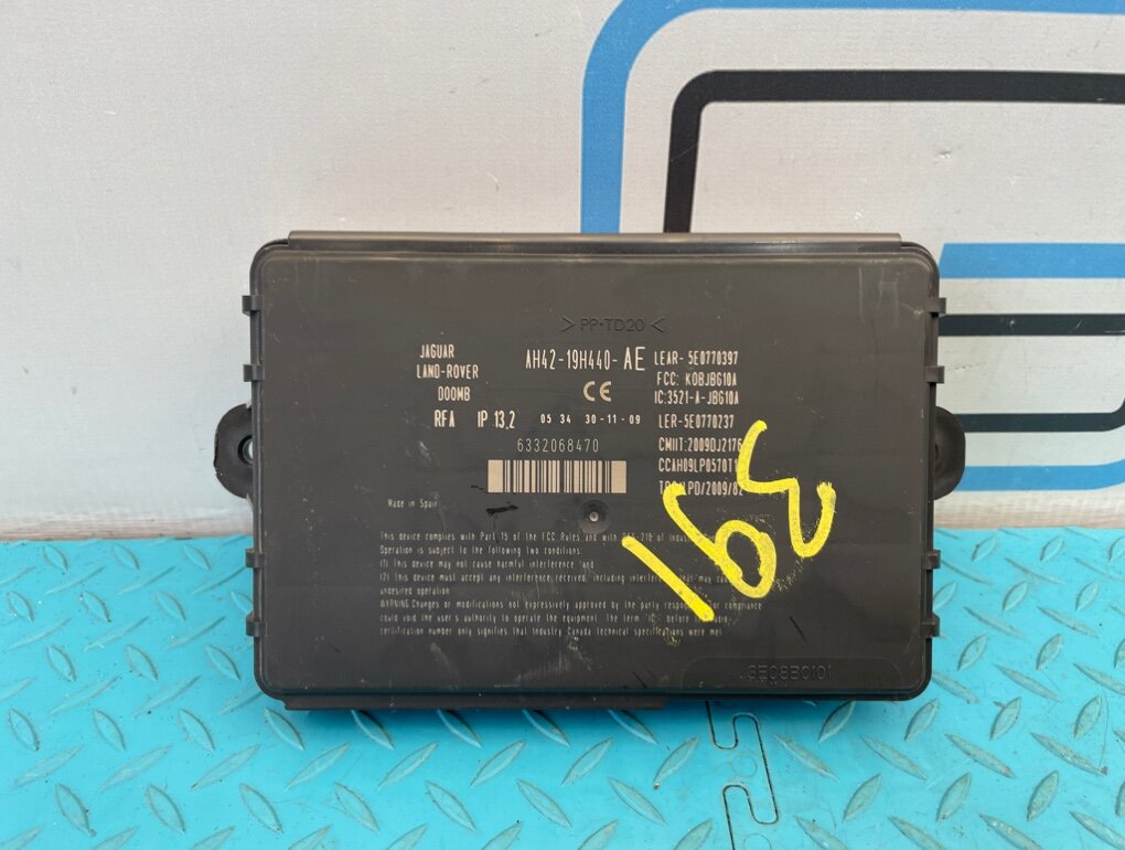Блок электронный Land Rover Range Rover Sport 2010 L320 AJ133 V8 5.0 OEM LR019210