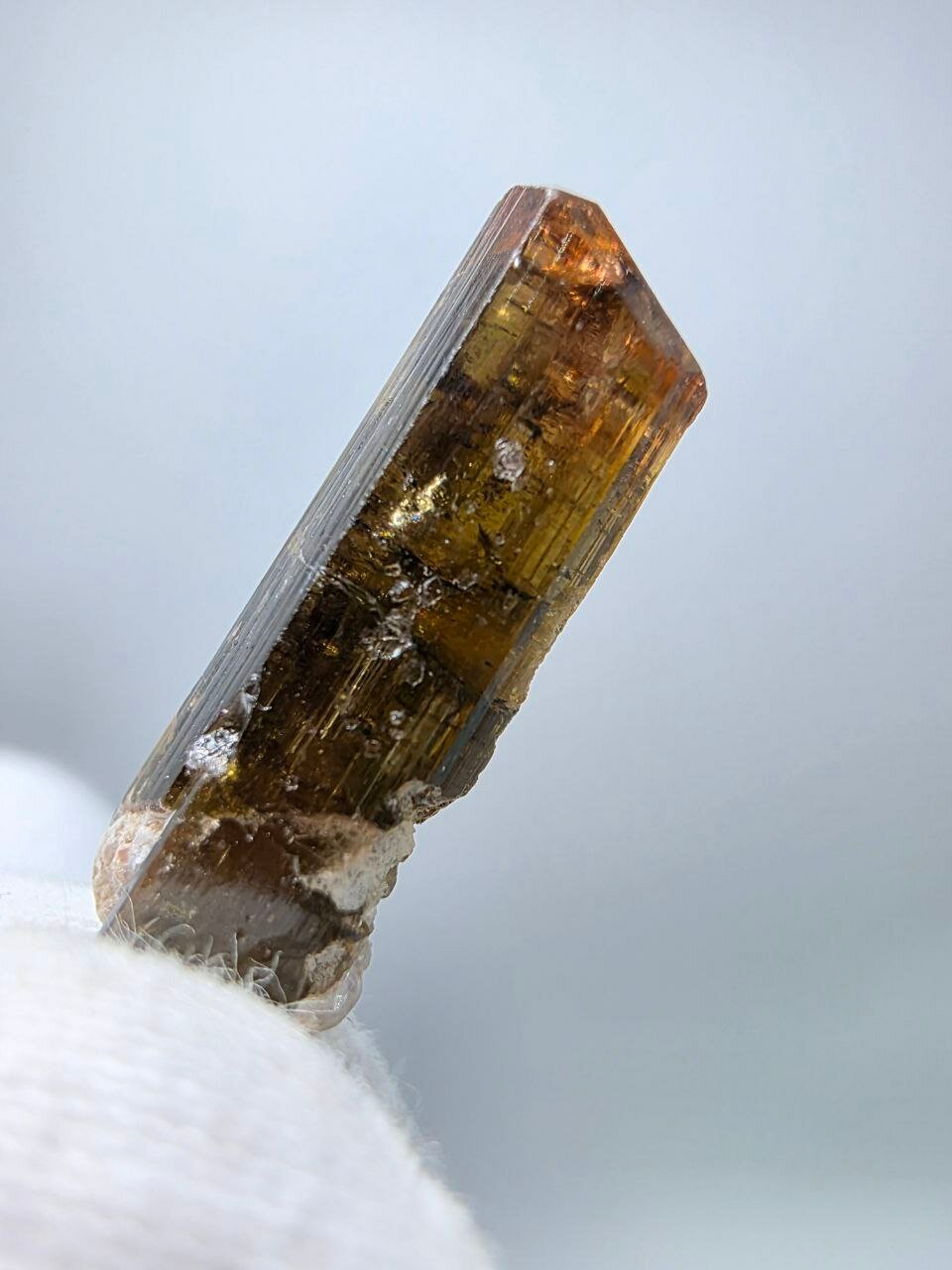 Кристалл турмалина 27 мм, 3.17 г.