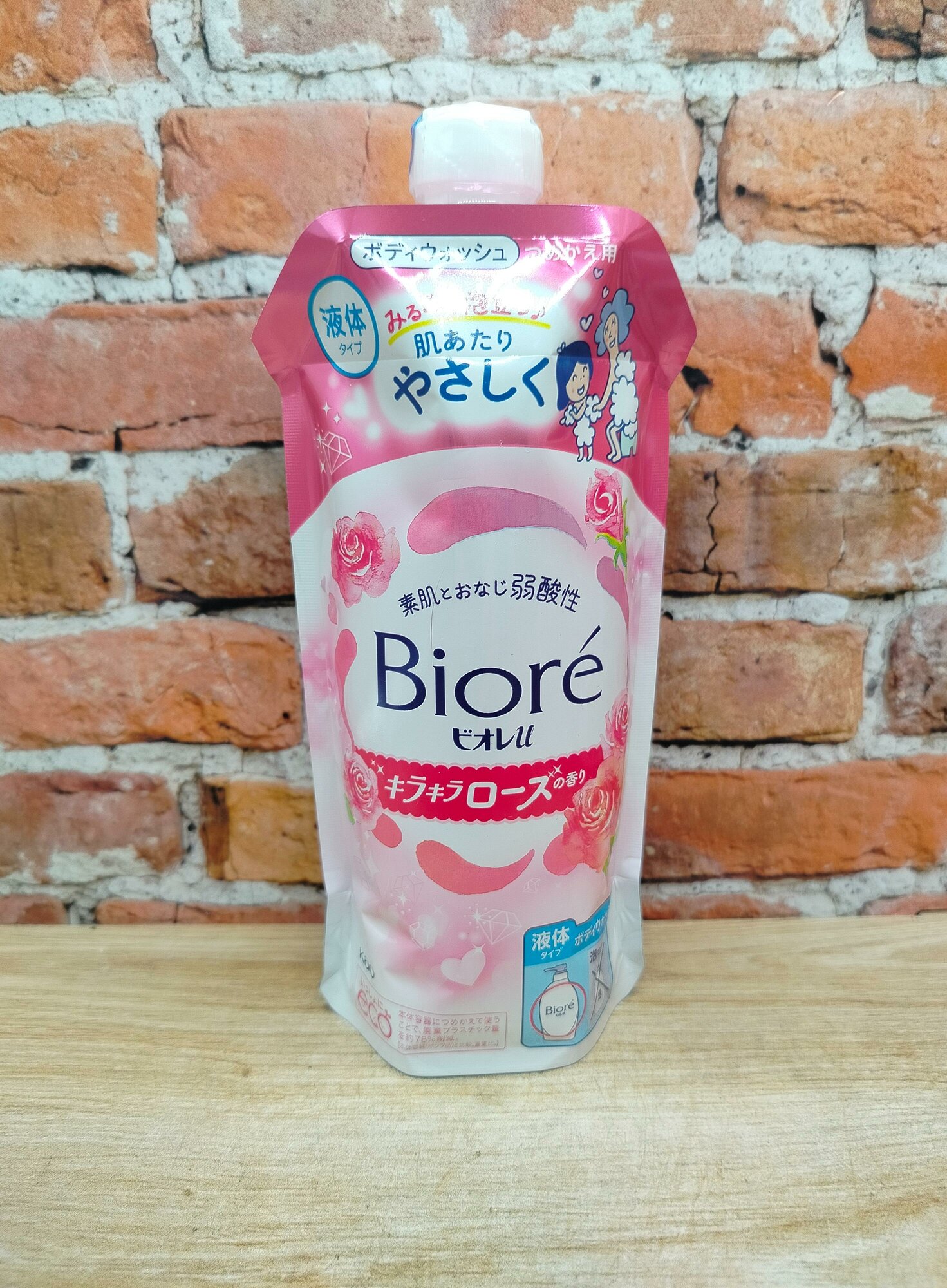 Kao Biore u Гель для душа с низким Ph уровнем и ароматом Розовой ангельской розы 320 мл запасной блок