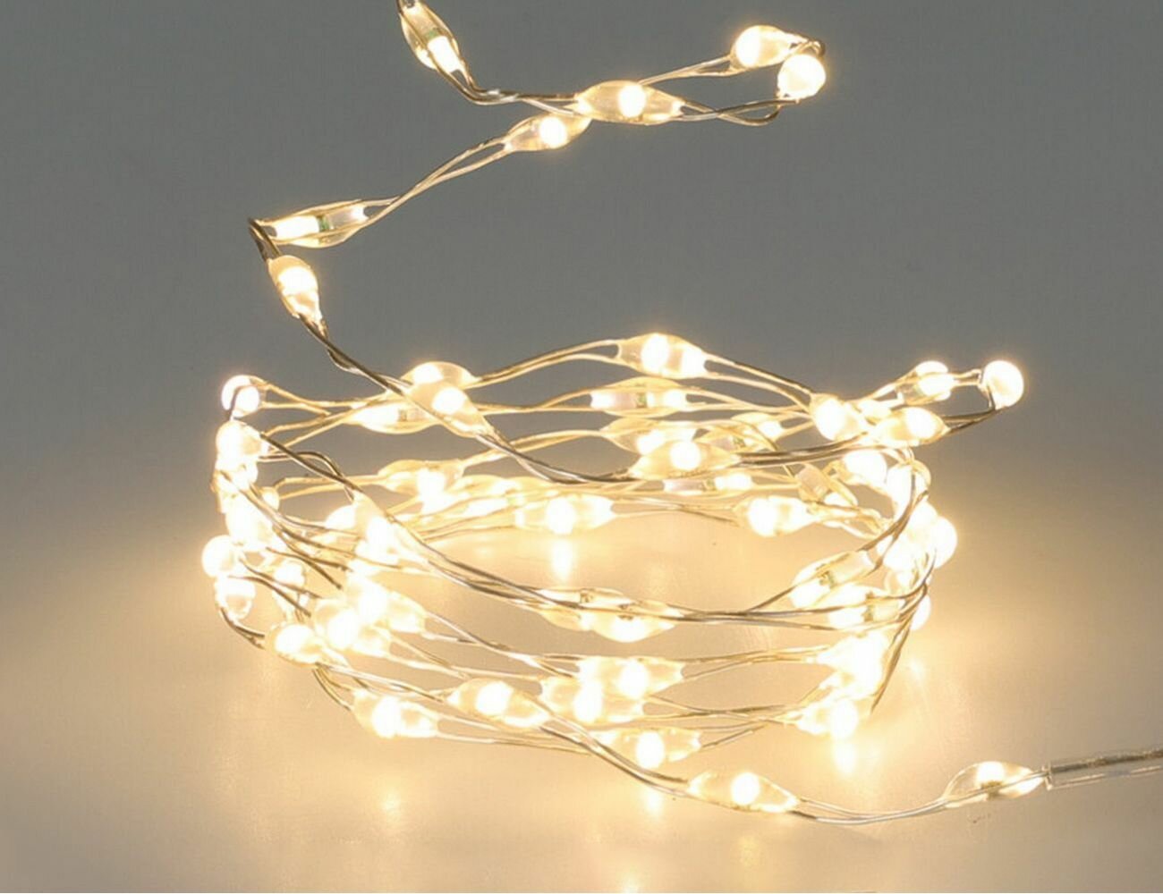 Гирлянда сияющие капли - макси, 198 тёплых белых big-micro-LED огней (крупные мини диоды), 3 м, таймер, серебряная проволока, батарейки, Koopman International AMZ800140