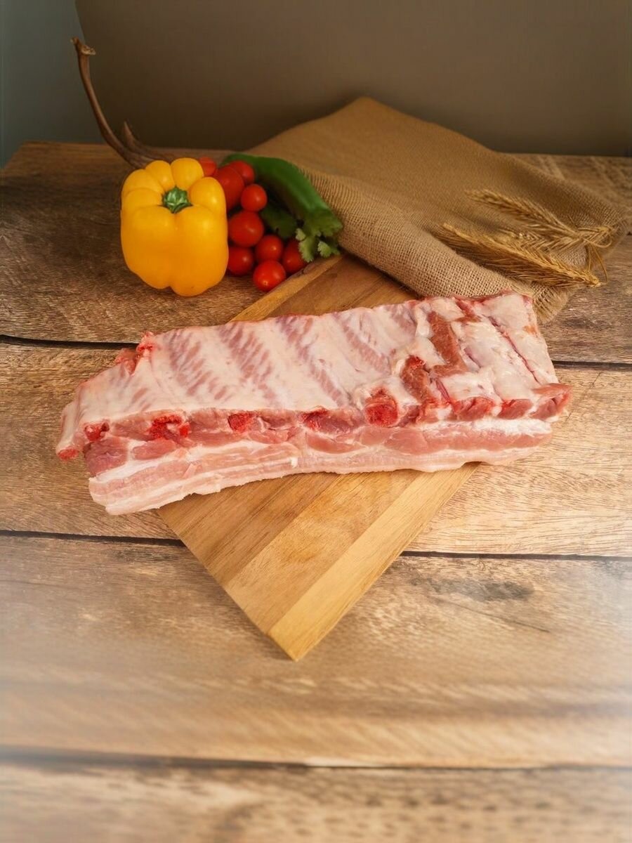 Ребрышки свиные 750 гр, Ферма Евгения Рошаля, охлажденные