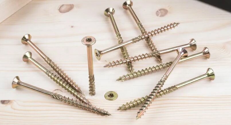 Шуруп для с/нарез. д/дерева потай Rusconnect 6х90 мм,(100 шт). Желтый цинк