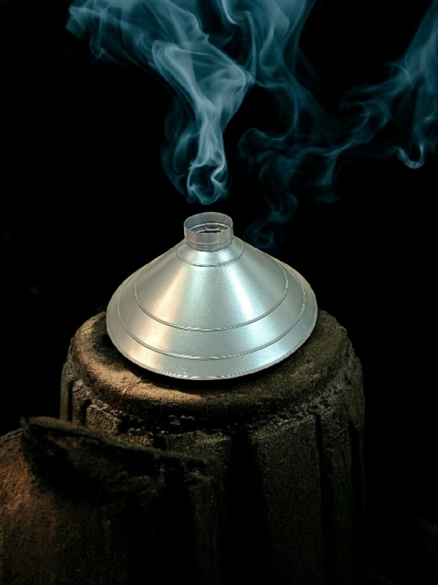 Вытяжной зонт круглый d-600, h250 для тандыра, мангала, барбекю.