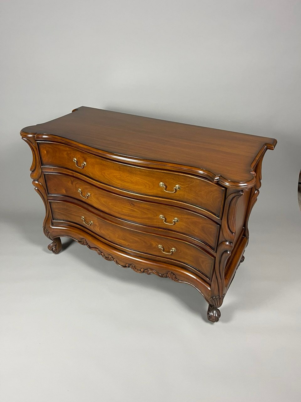 Комод DOMKORLEONE с выдвижными ящиками, красное дерево (mahogany wood), цвет орех HP