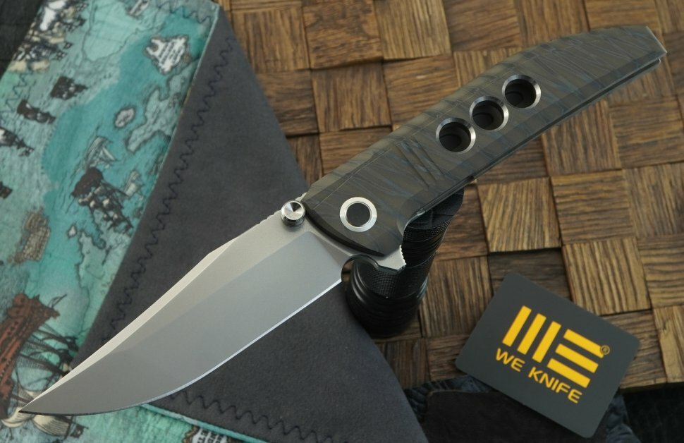 Складной нож We Knife Ezinta, сталь M390, BB, рукоять титан/tiger stripe