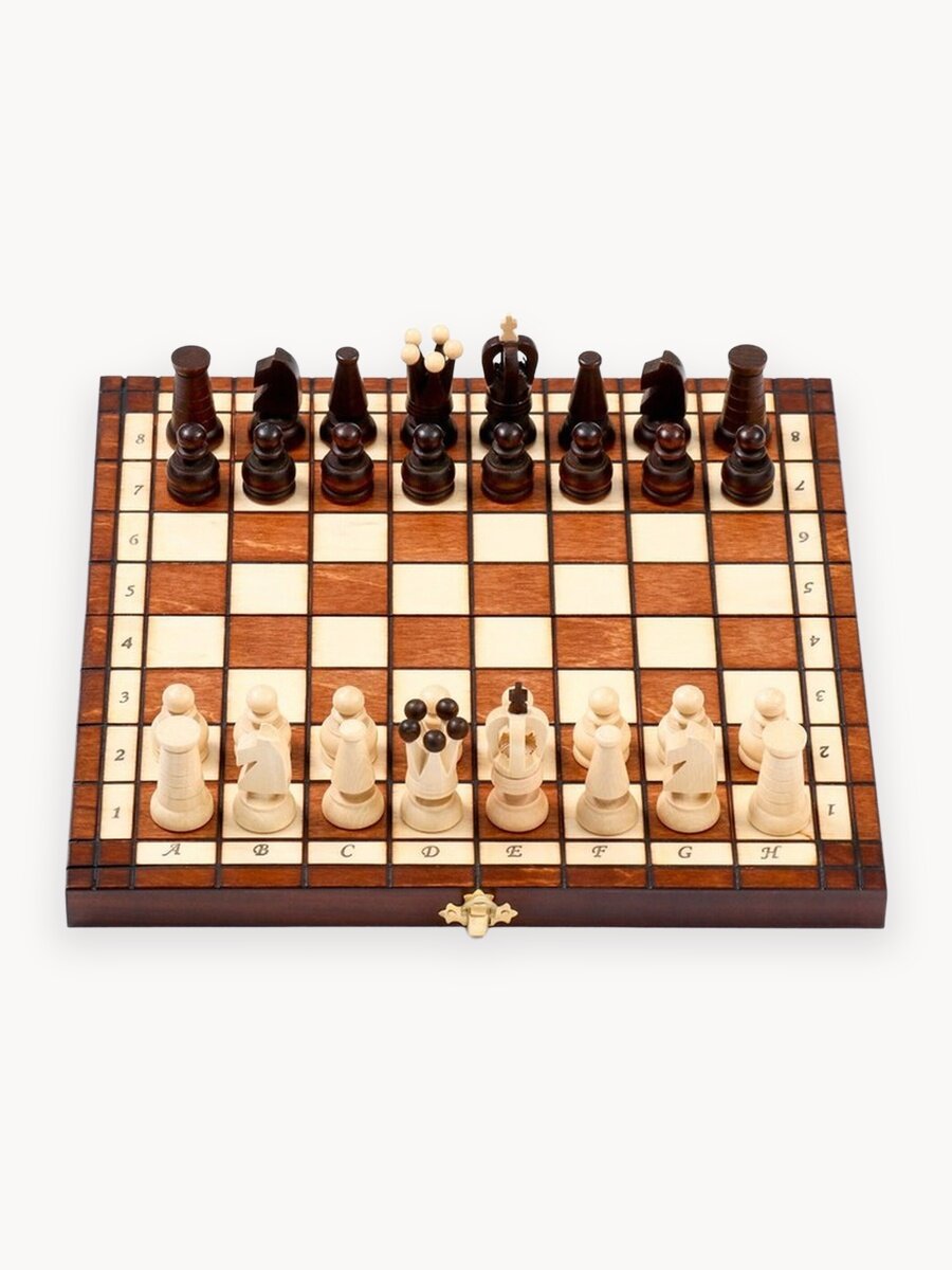 Шахматы деревянные подарочные «Королевские» 31×31 см, ручная работа