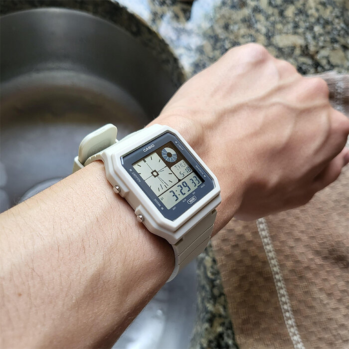 Наручные часы CASIO Collection, бежевый — фото 1
