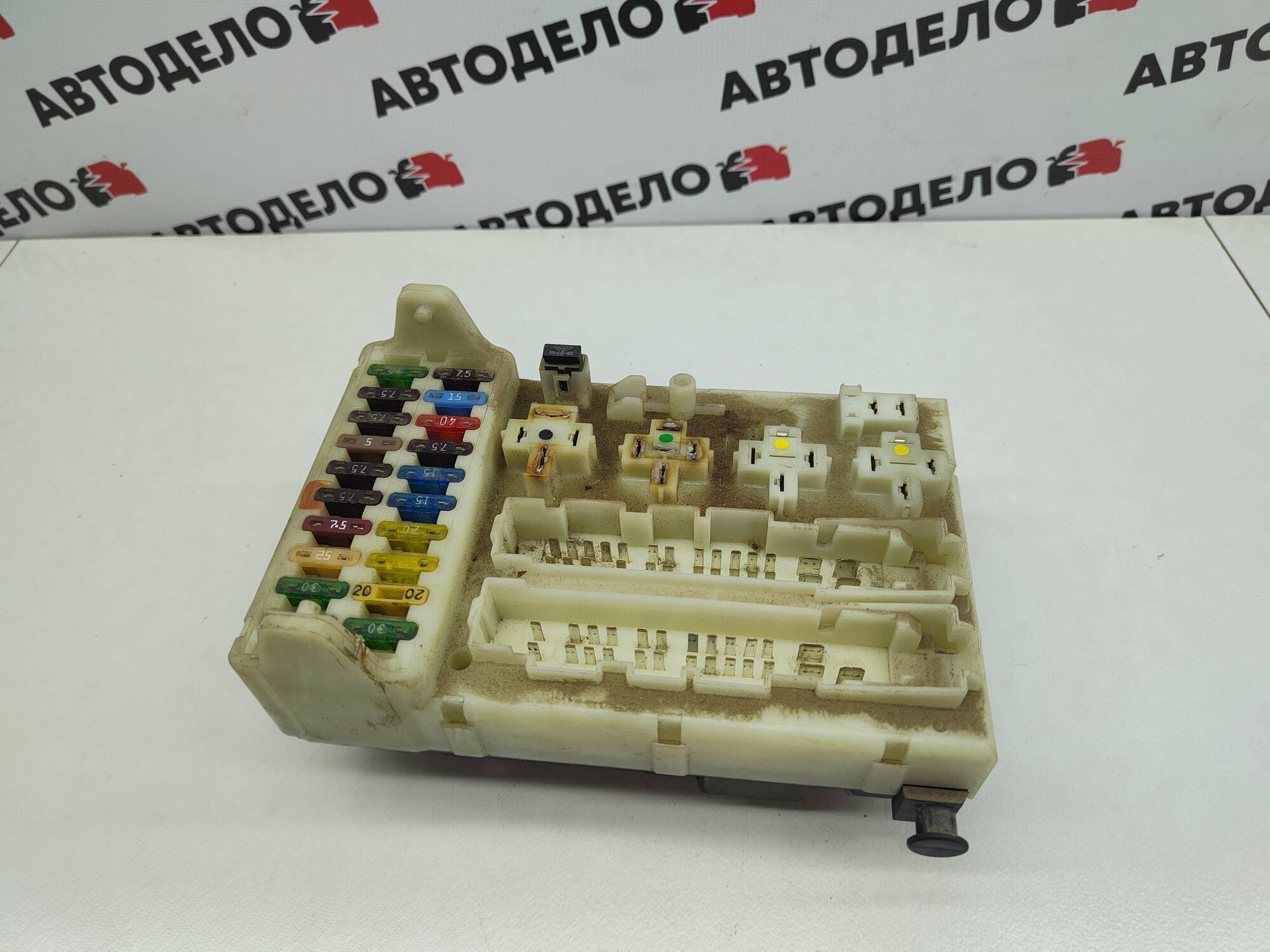 Блок предохранителей Ford Mondeo 2 (BAP) 1996 г.в