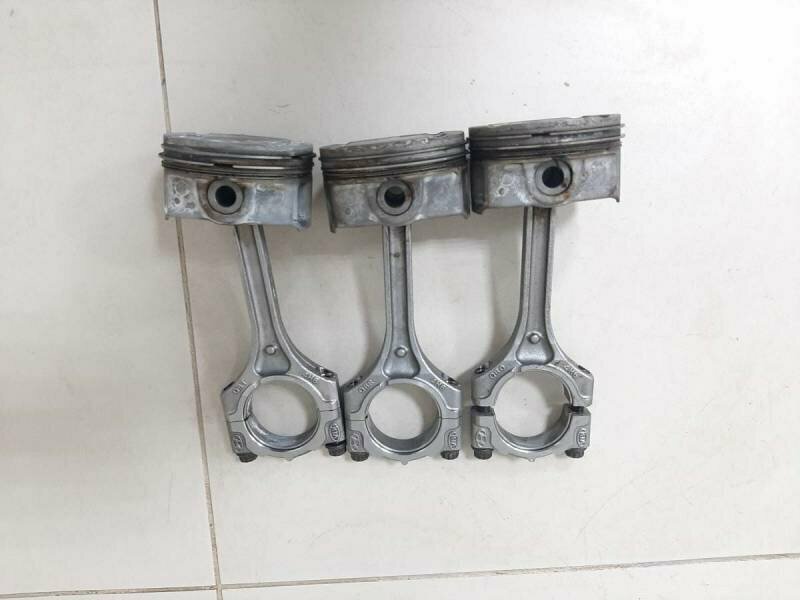 Поршень с шатуном Kia Rio 4 FB 2017 кат.номер: 230412B901 235102B010