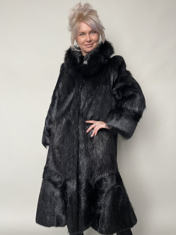 Шуба нутрия тм FUR NATURAL цв.черный дл.110 см р.46-48 (на рост до 156 см) /12242/
