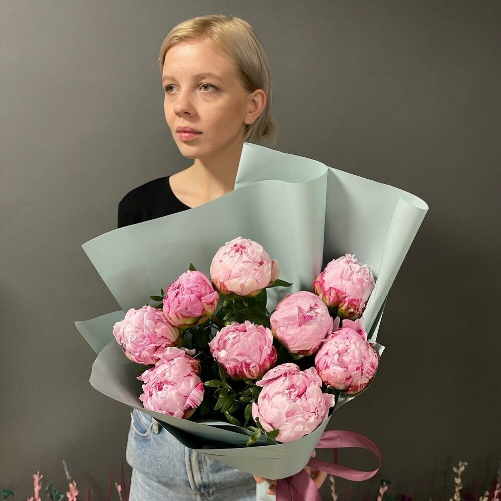 Букет из пионов «9 Пионов мята»