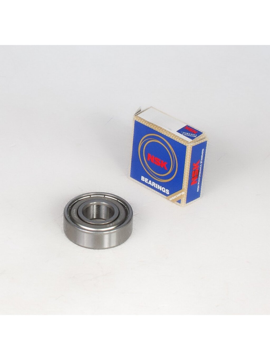 Подшипник генератора (15х35х11) Nsk 6202zzc3e