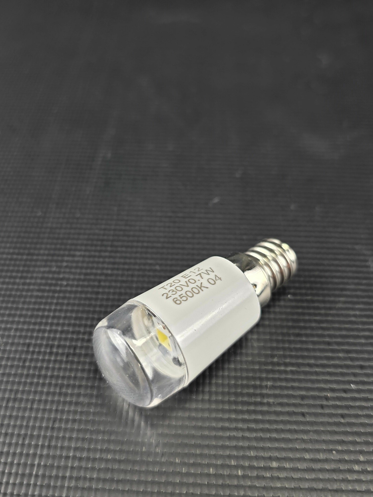 Лампа светодиодная для холодильника 0,7W E12 230V 6500К