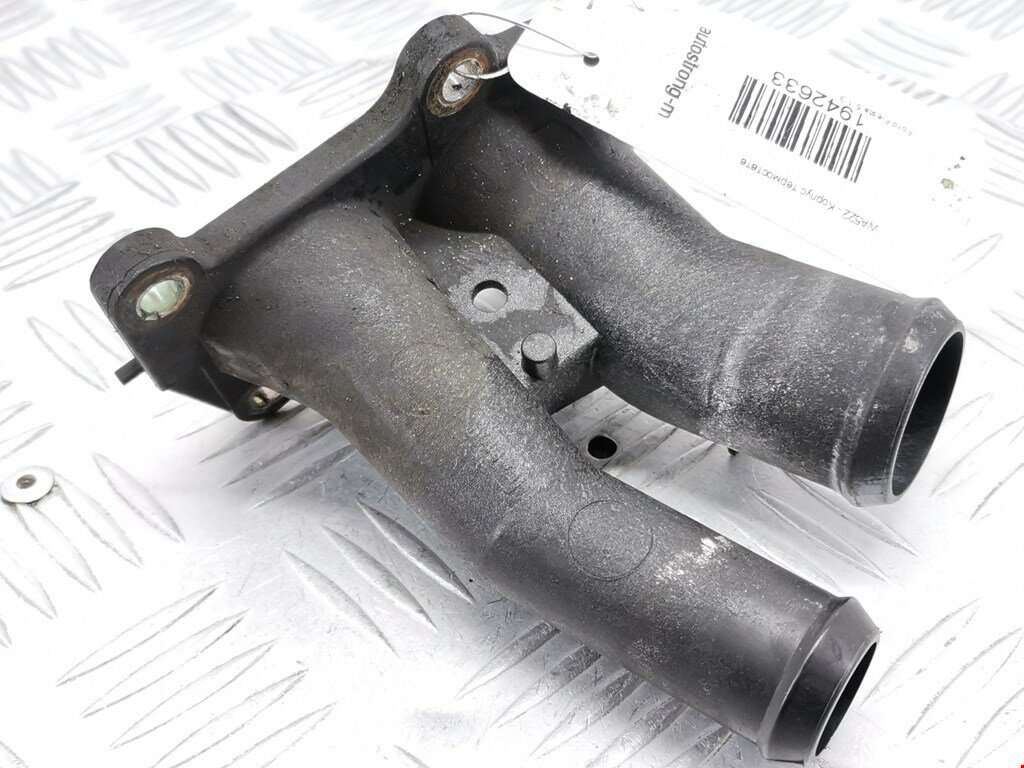 Корпус термостата Ford Fiesta 5 1707050 арт. 1942633