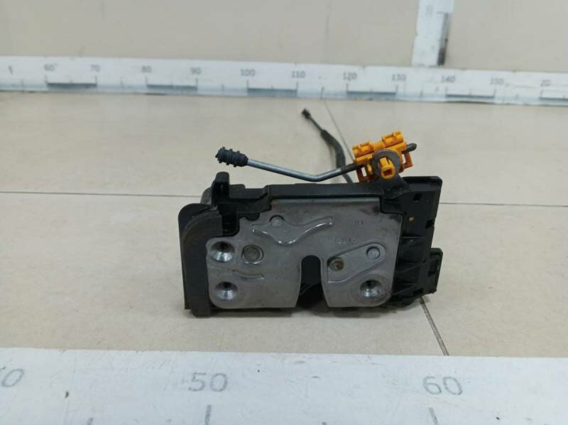 Замок двери задней правой Chevrolet Cobalt T250 2011-2015 кат.номер: 13586740