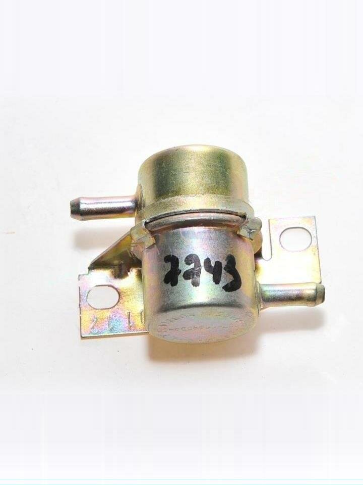 Клапан гравитационный ВАЗ 2107, 2105, 21214, 2110, 2123, 2107 1164034, 21150-1164034-00