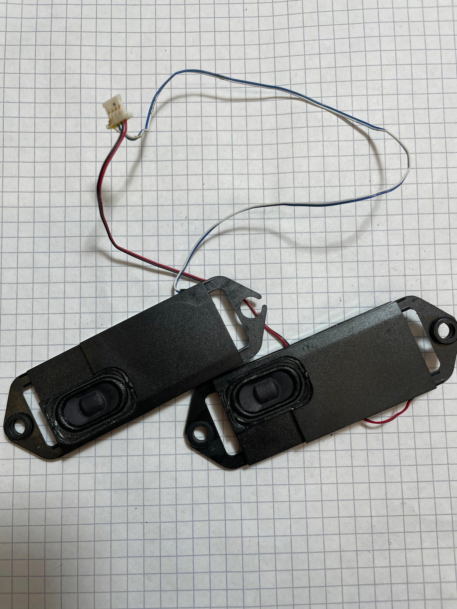 Динамики Packard Bell ENTG81BA, ENTG83BA, TE11HC