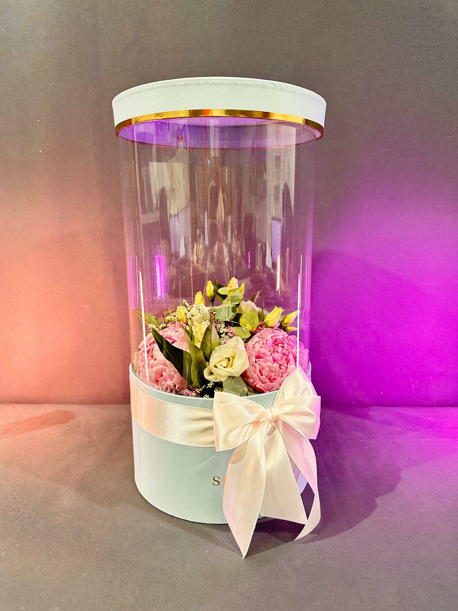 Букет пионов / Пионы / Букет с бабочкой