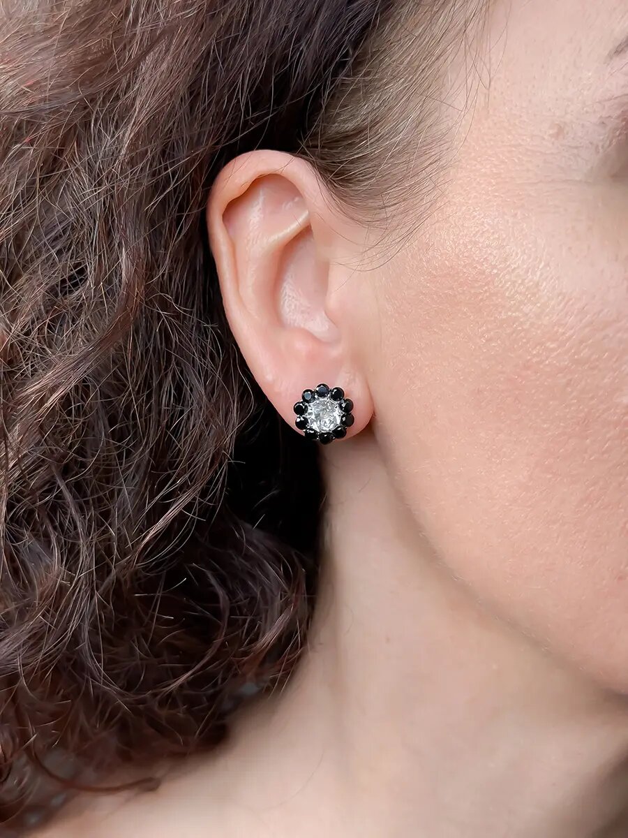 Серьги пусеты, серебро, 925 проба, родирование, чернение, горный хрусталь, шпинель