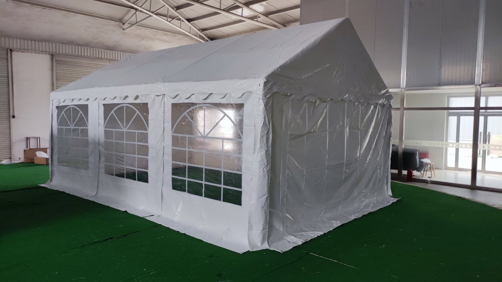 Двухскатный шатёр 4х6 м, белый, оцинкованный металлический каркас, материал ПВХ
