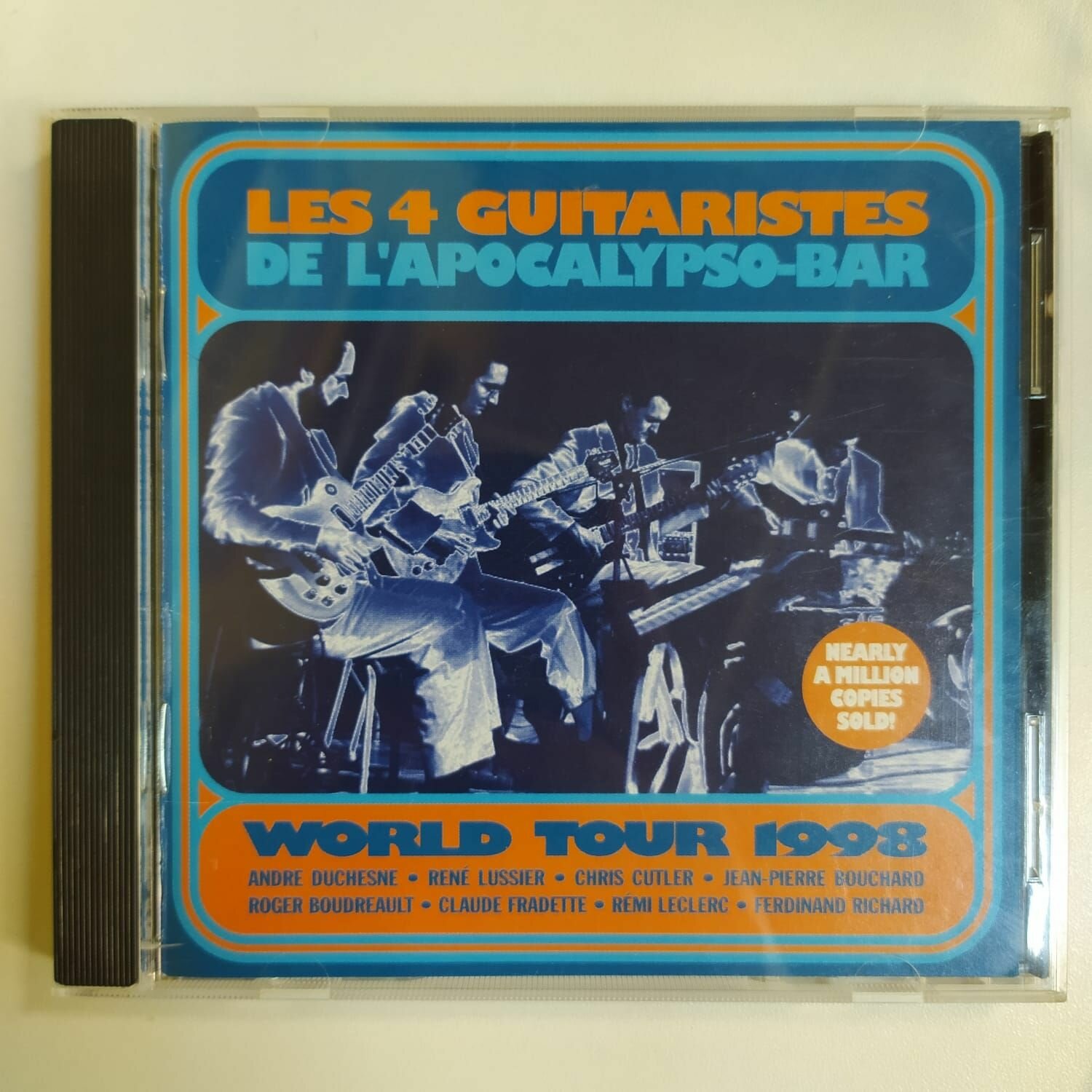 Компакт диск CD Les 4 Guitaristes De L'Apocalypso-Bar - World Tour 1998 (США 1995г.)