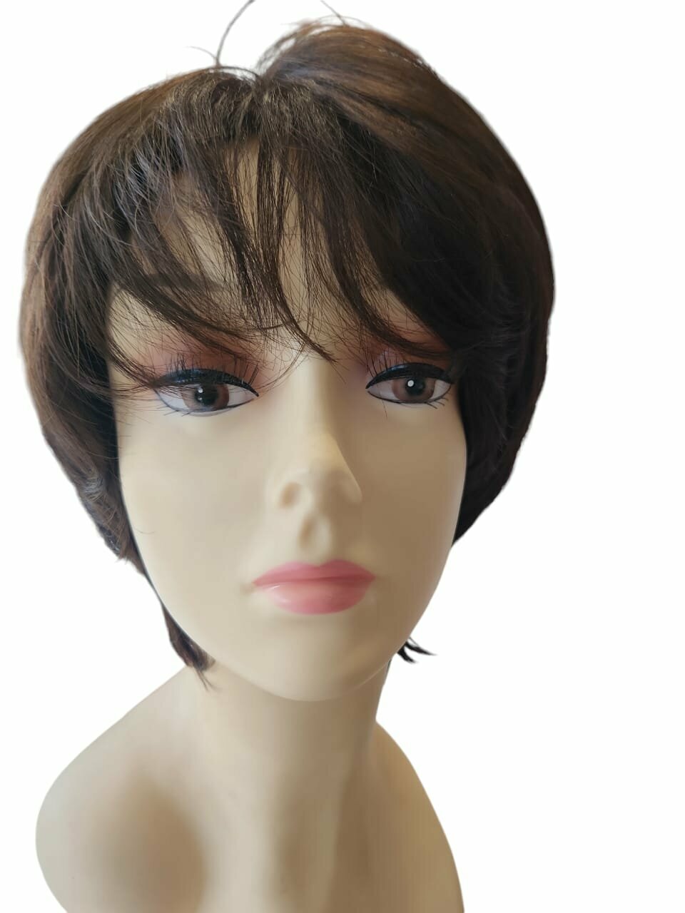 Парик Мелиса, Легкая и короткая стрижка, укладка в любую сторону, цвет Шоколадный