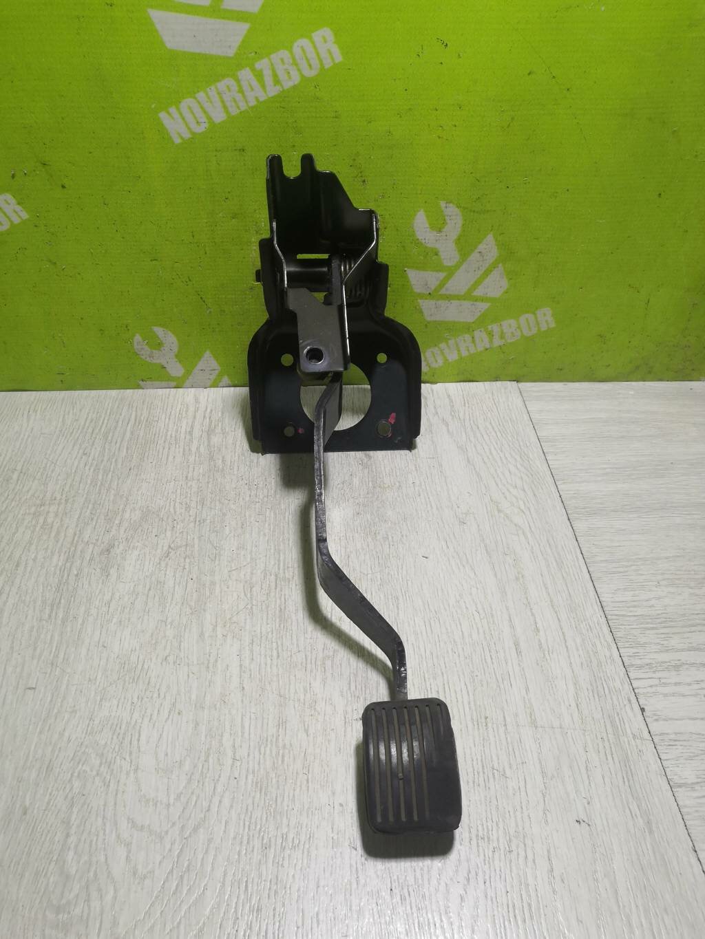 Педаль тормоза Hyundai Accent 2 (+тагаз) 00-12