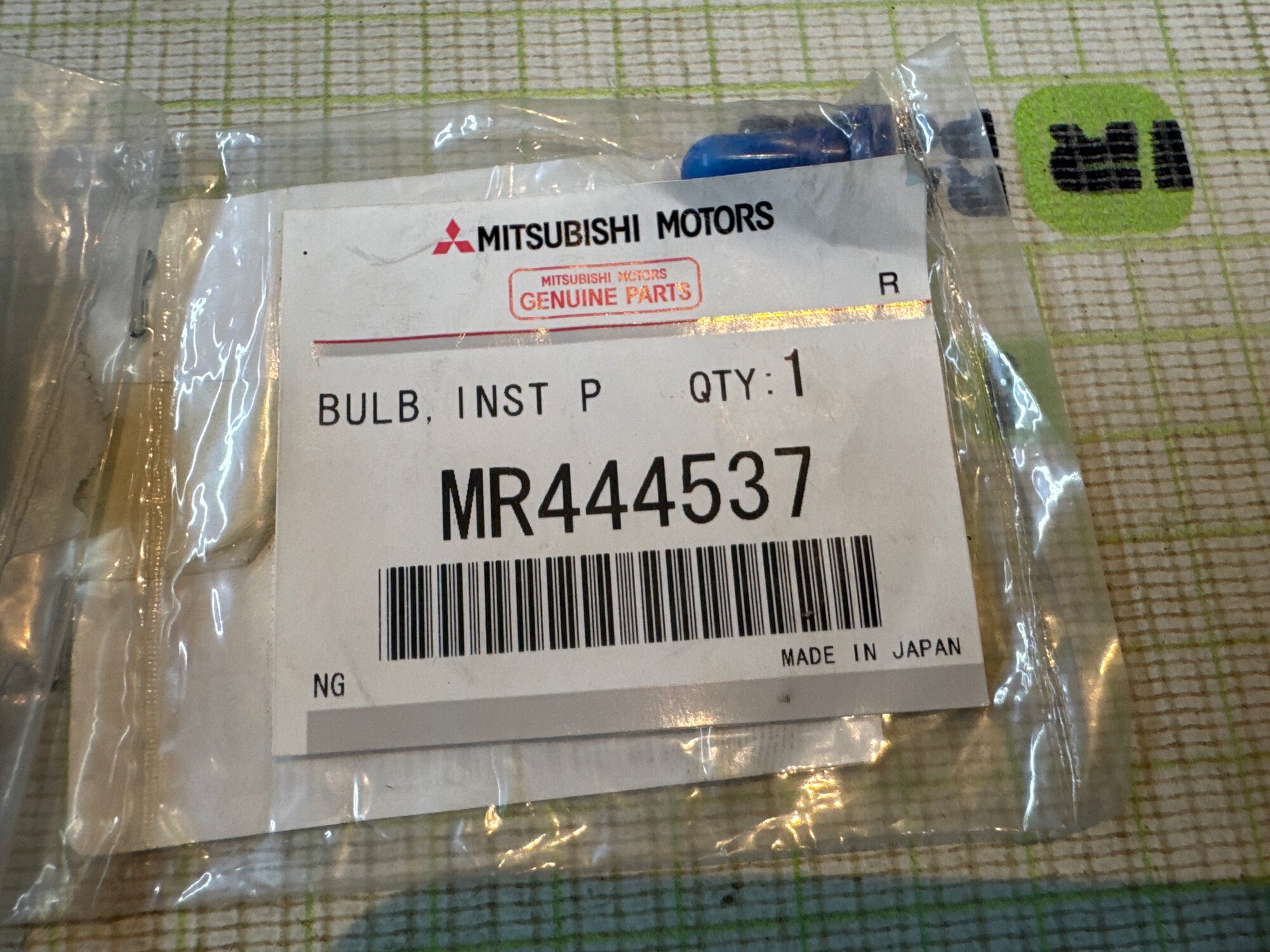 Лампа приборной панели для Mitsubishi Colt