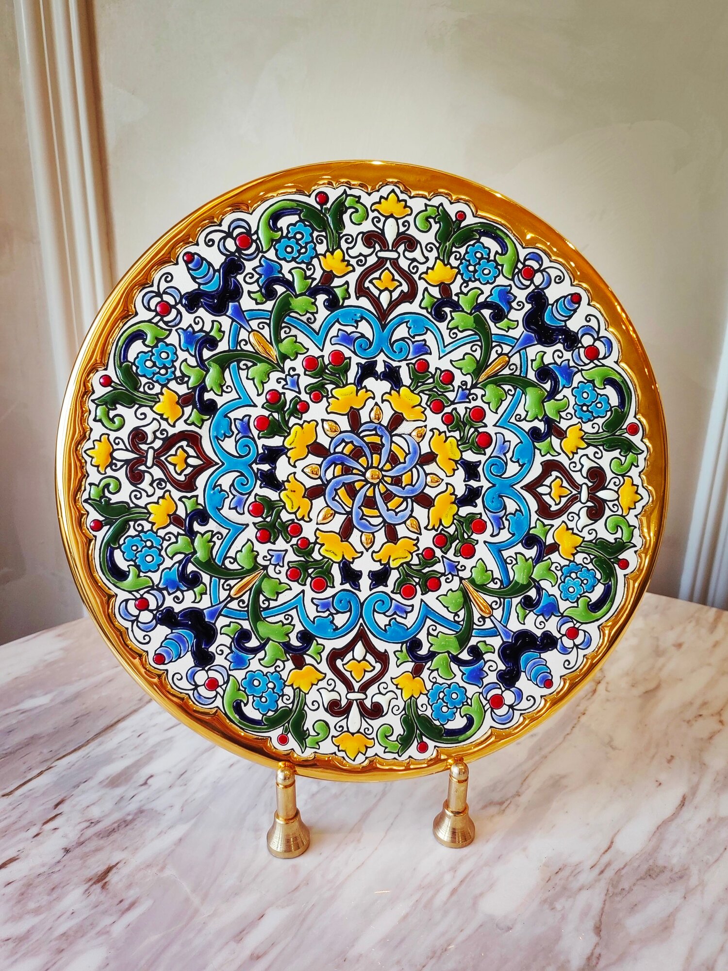 Тарелка декоративная, настенная Artecer диаметр 28см, ручная работа испанских мастеров.