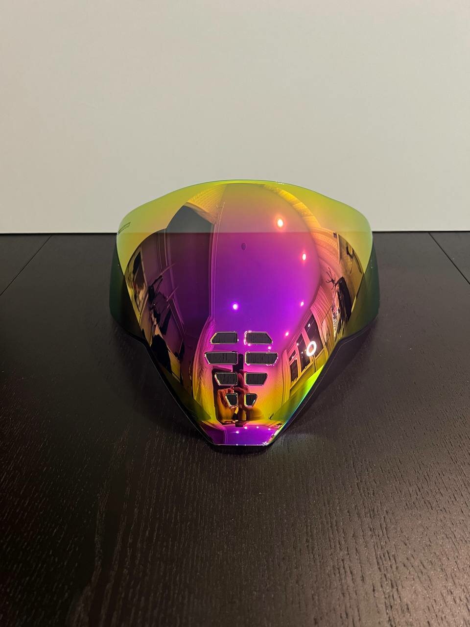 Визор Icon airflate Ic06 Rouse red. (Красный с переходом в розовый)