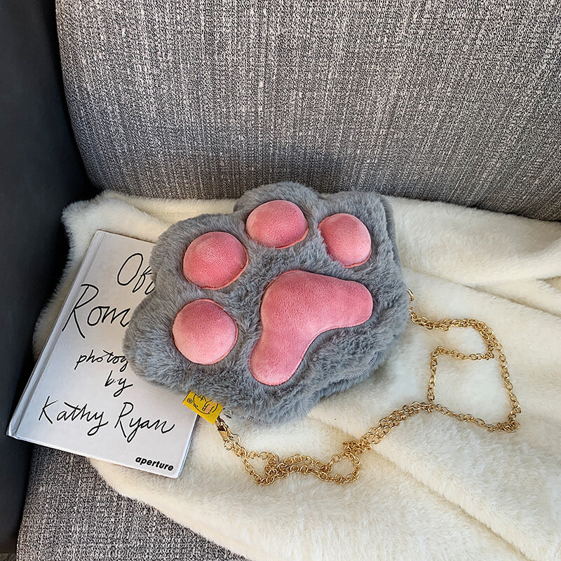 Мягкая игрушка - сумочка меховая *Кошачья лапка*.17*15*13CM