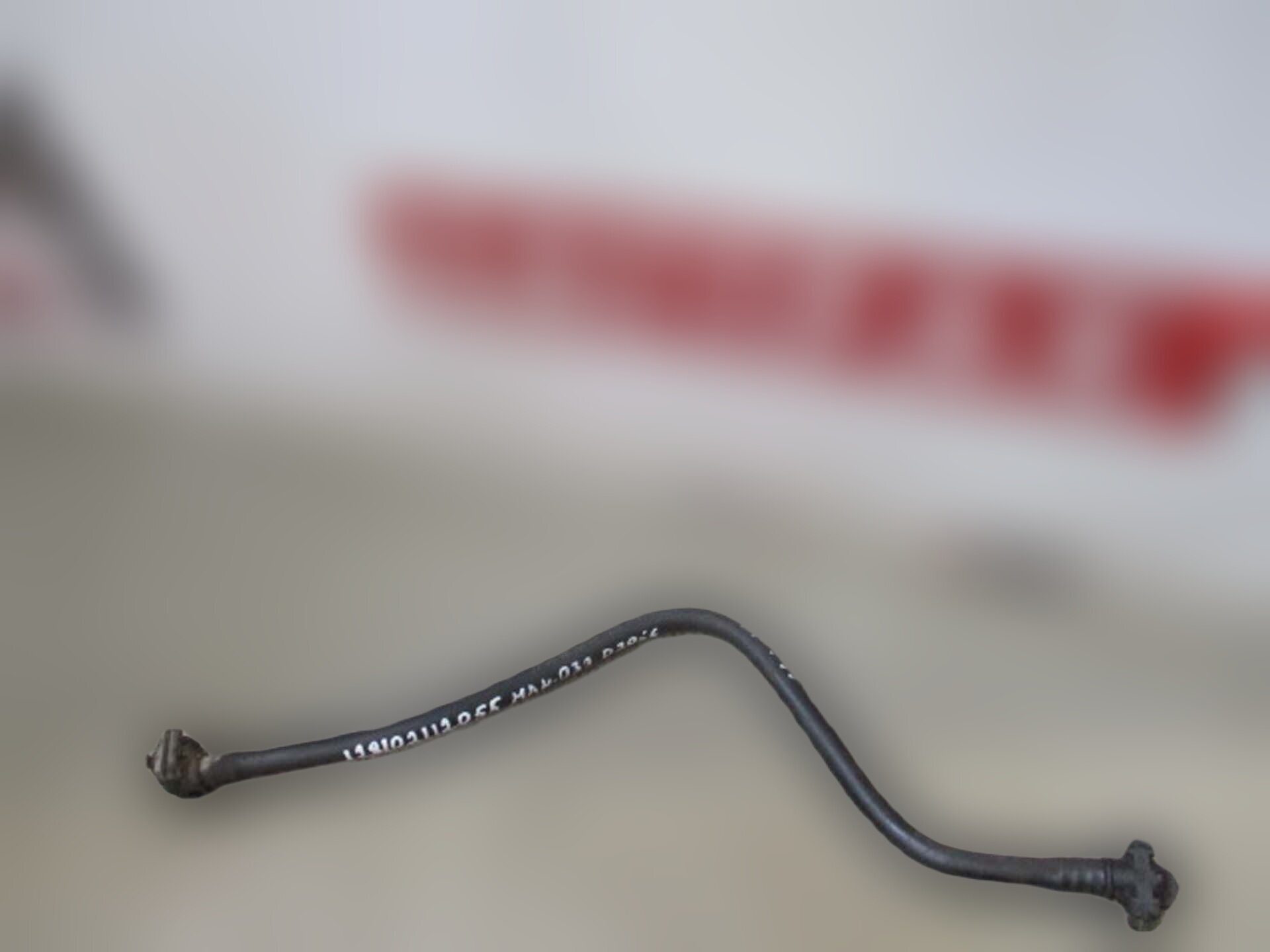 Трубка охлаждения компрессора двигателя D2066 MAN TGX, TGS, TGA, обломан край