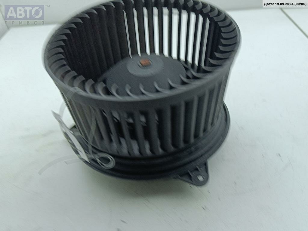 Двигатель отопителя (моторчик печки) Ford Mondeo 3 (2000-2007)