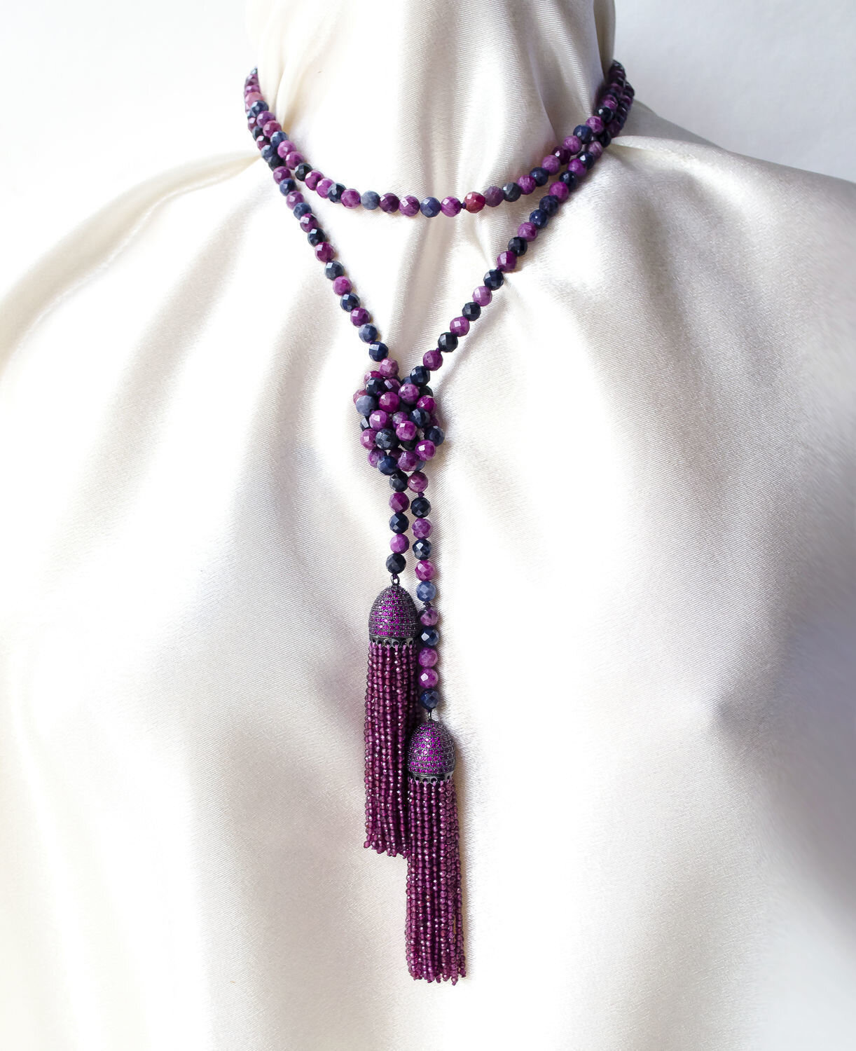 Колье, цоизит, гранат