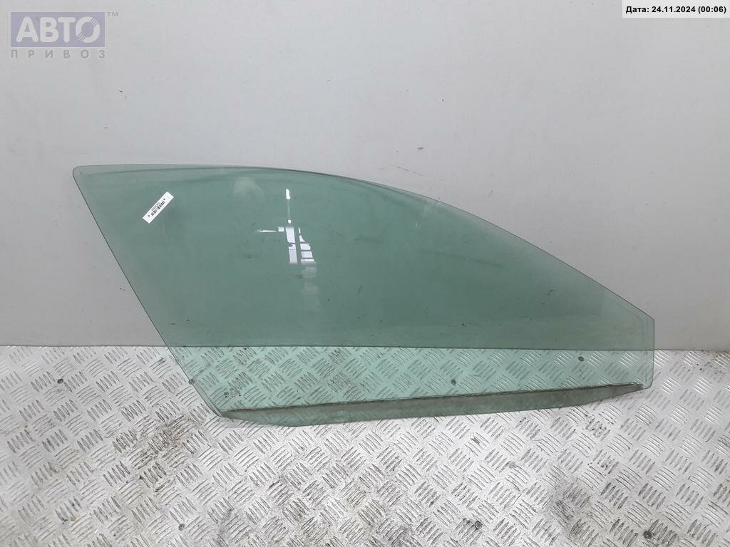 Стекло двери передней правой Volkswagen Golf-4