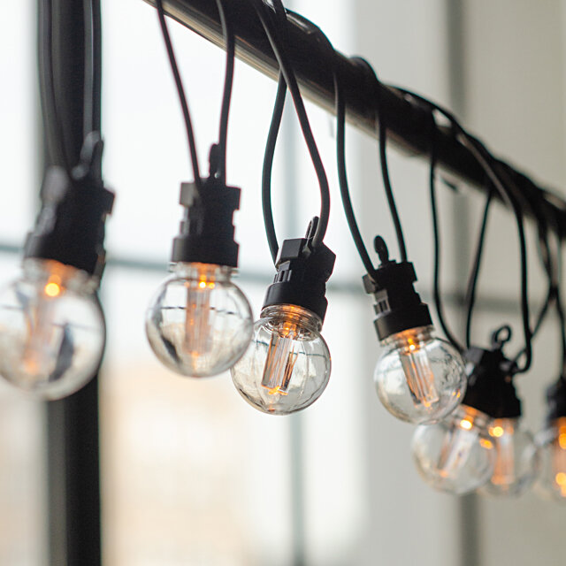 Гирлянда из лампочек Party Lights 10 м, 20 ламп, экстра теплые LED, черный ПВХ, соединяемая, IP44, Winter Deco, ECO-020-G-BCCL-B