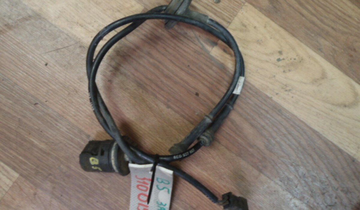 Датчик ABS Passat (B5) Volkswagen 8E0927807