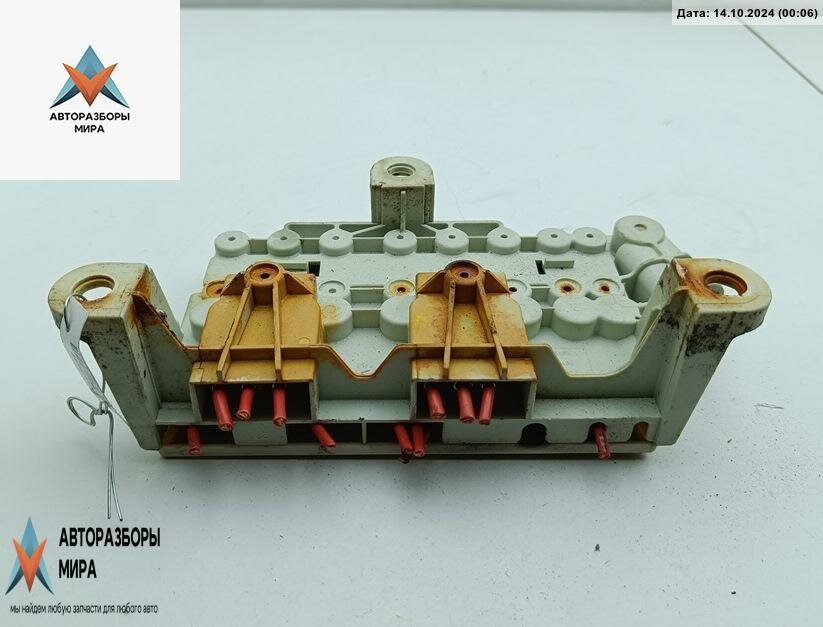 Блок предохранителей BMW 5 E39 рест. 2001 8387545